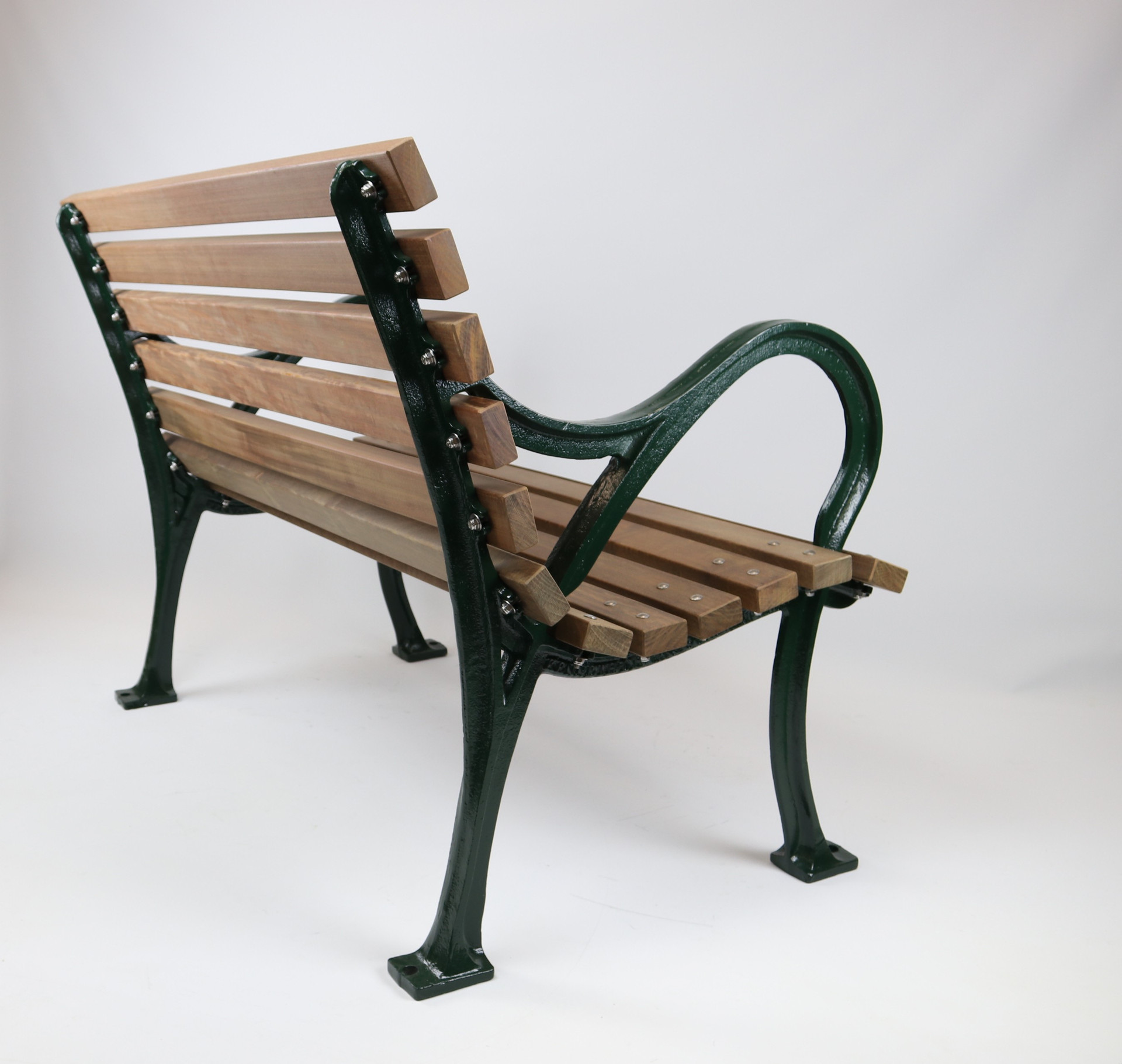 Hermann Park Bench - Kenneth Lynch and Sons