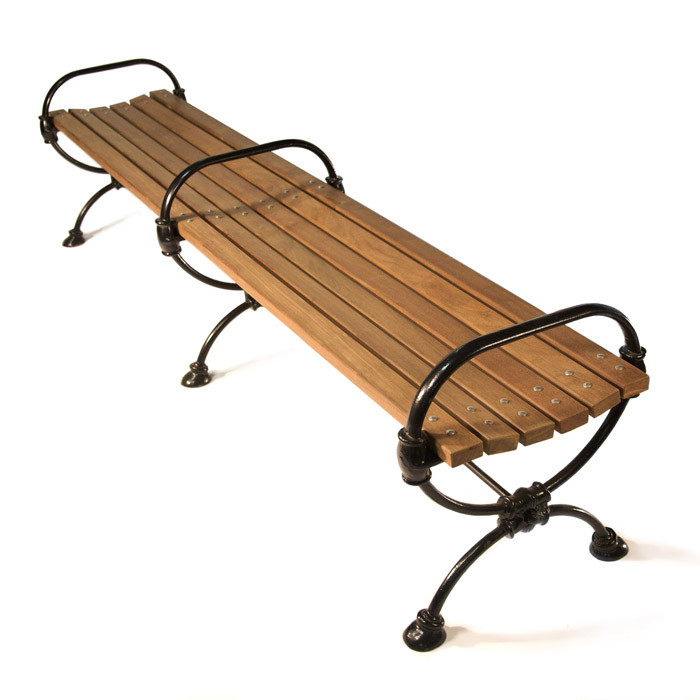 Hoof Bench - Kenneth Lynch and Sons