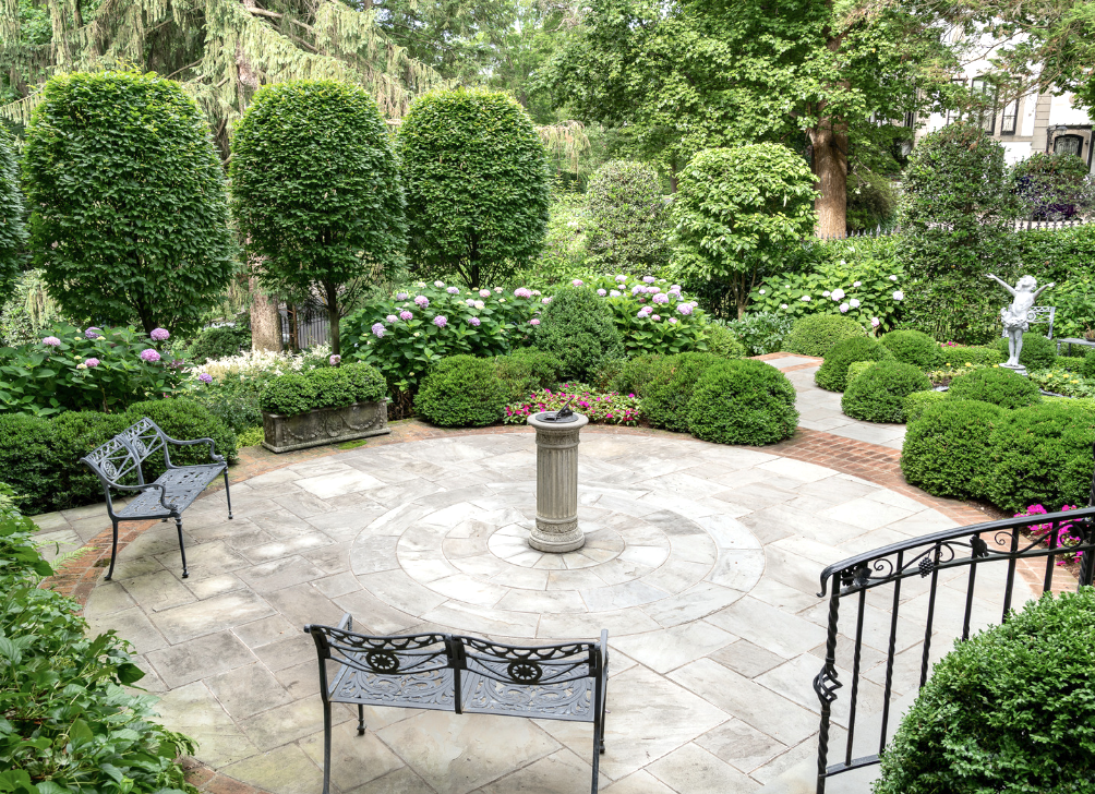 A Guide to Classical Garden Elements That Are Always in Style - Kenneth ...