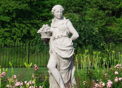 The Beauty of Garden Statuary in Every Season - Kenneth Lynch and Sons