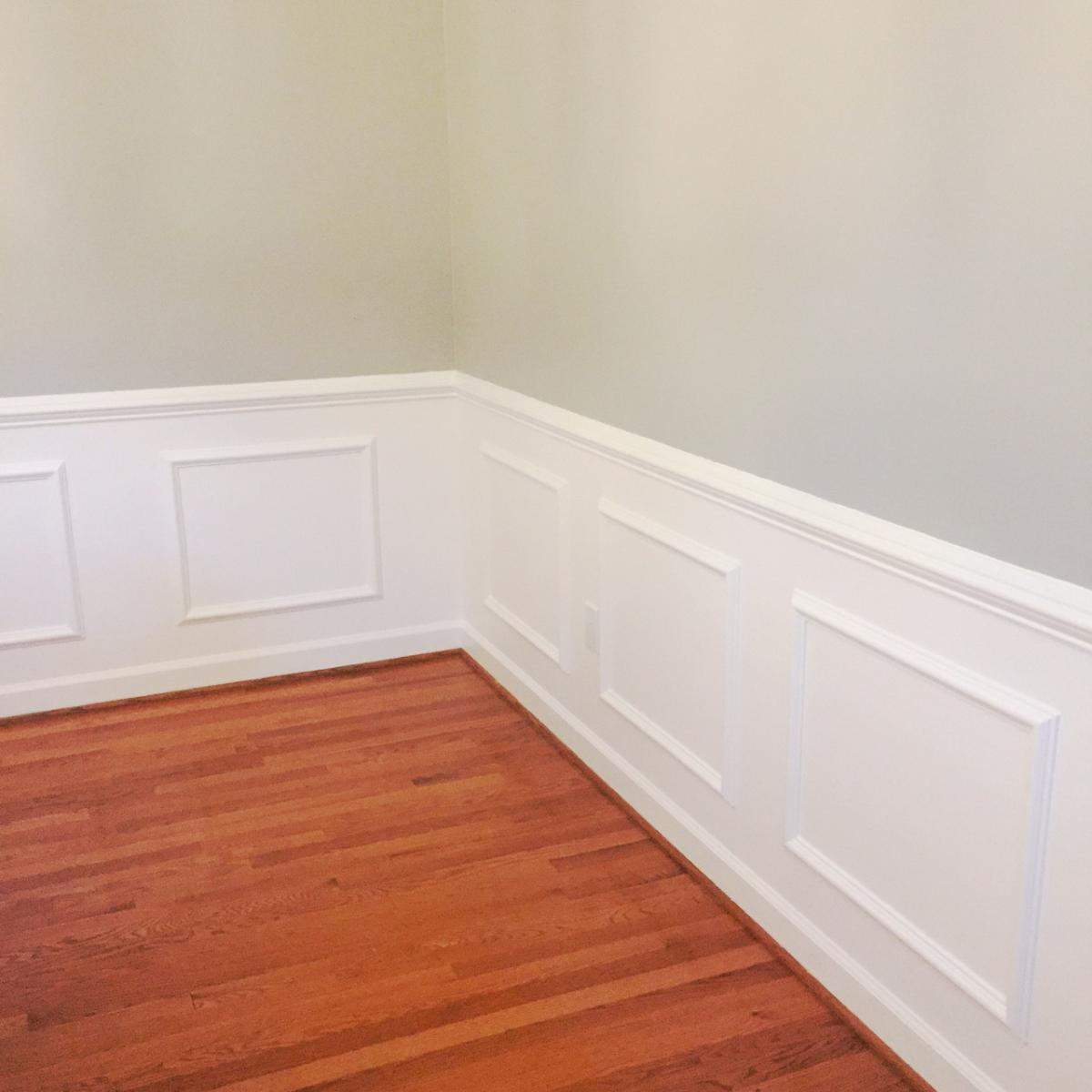 Endurathane Ashford Molded Classic Wainscot Wall Panel