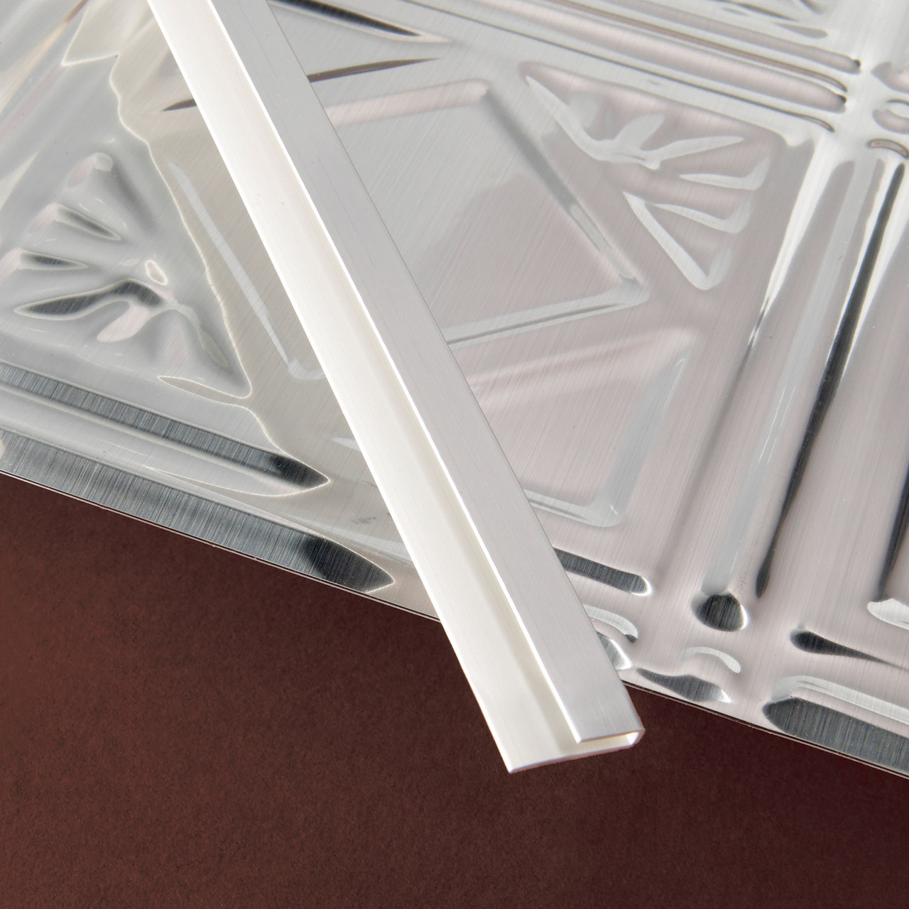 4' Outside Corner - MirroFlex - Trim
