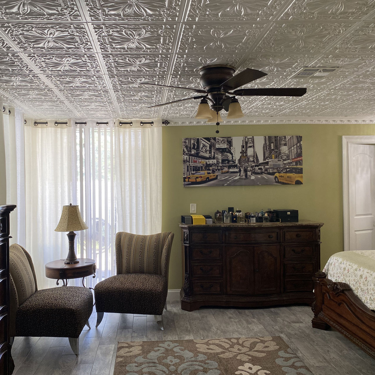 Lucas's Shield 20 in x 20 in Glue-up Styrofoam Ceiling Tile Pack - #R124