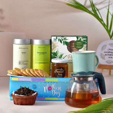 Favorite Tea Time Hamper for Mom