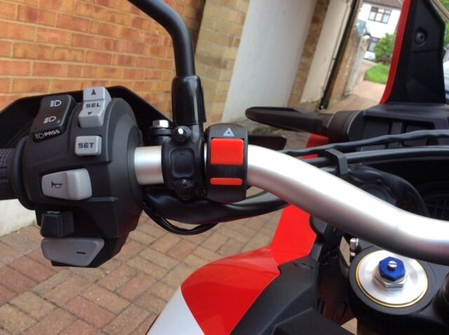 Good Quality Hazard Warning Light for 22mm 7/8" Handlebars for ...