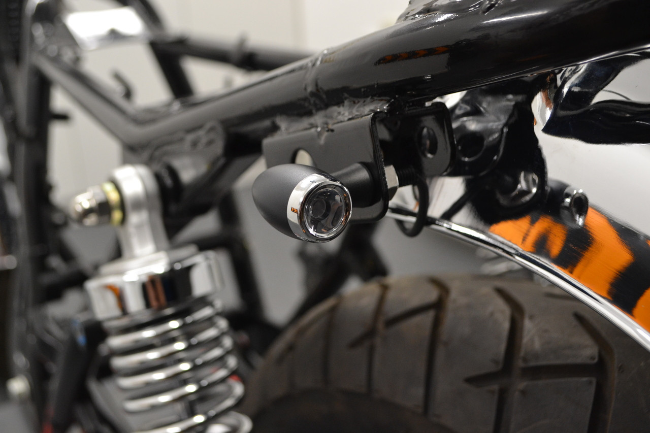 High Quality Matt Black & Chrome Mini LED Motorbike Custom Retro Indicators