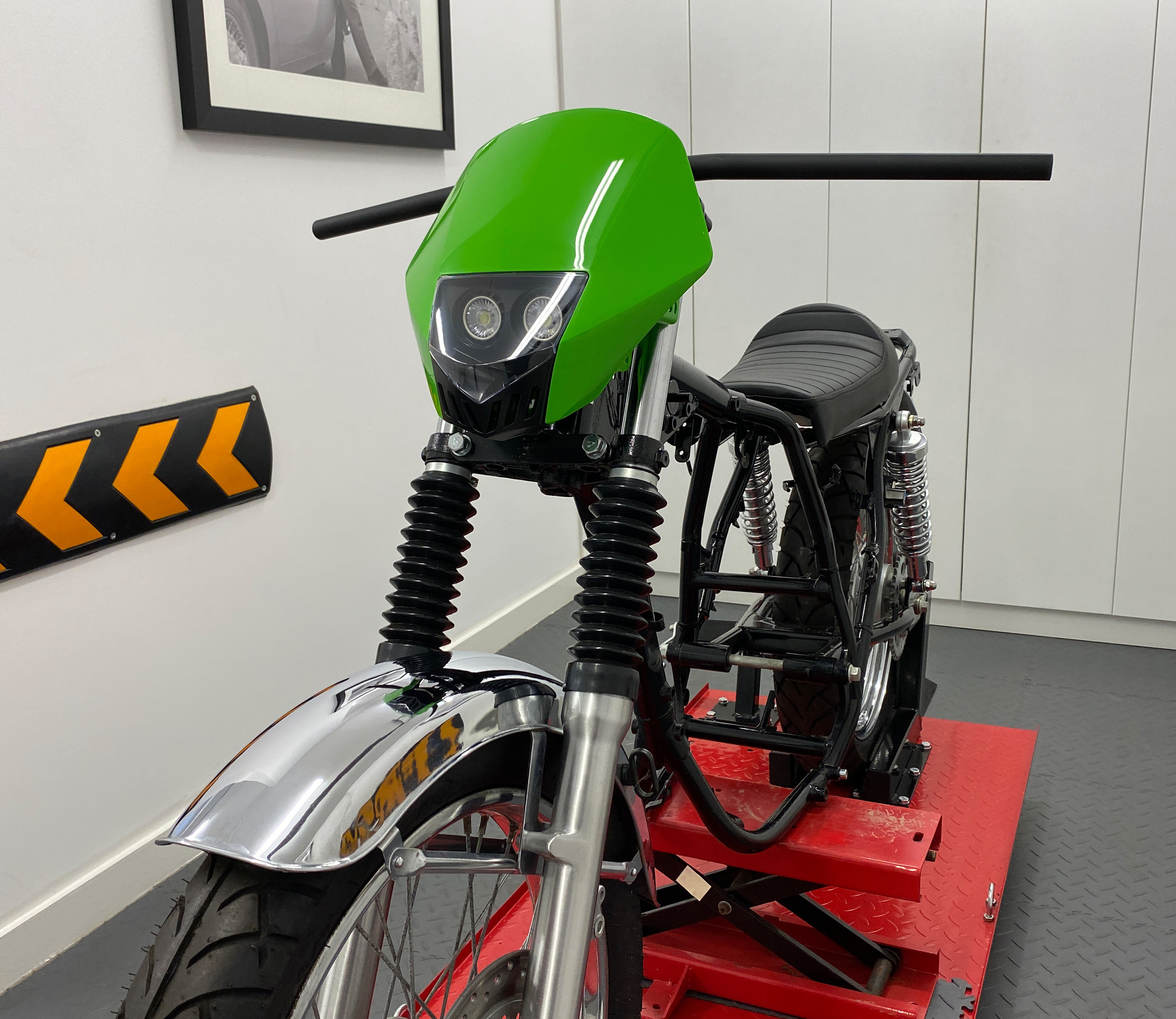 GREEN Motorbike Headlight Mask - LED 12V 35W - Project Streetfighter ...