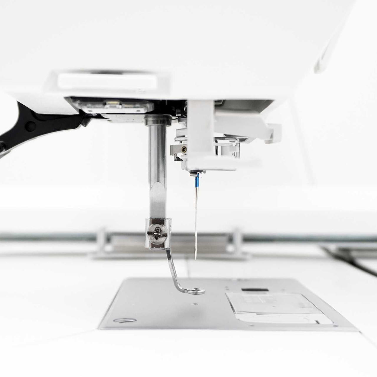 Janome Memory Craft 550E Embroidery Machine | Professional 7-Needle ...