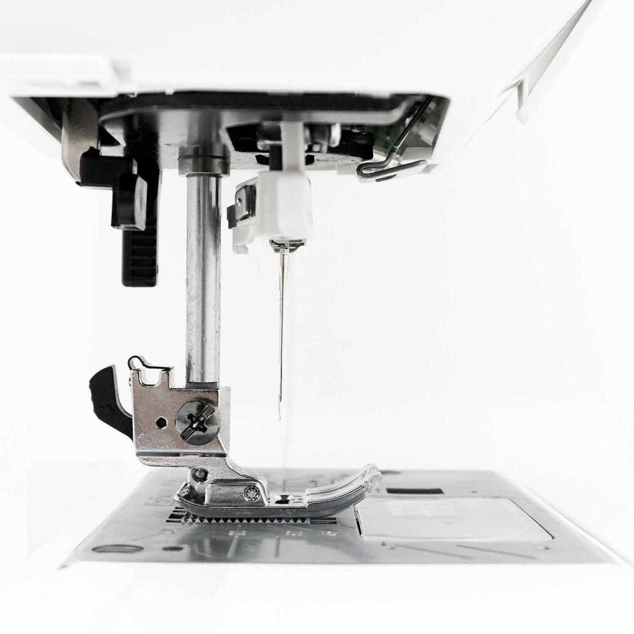 Janome 3160QDC-B Sewing & Quilting Machine w/Bonus Quilt Kit
