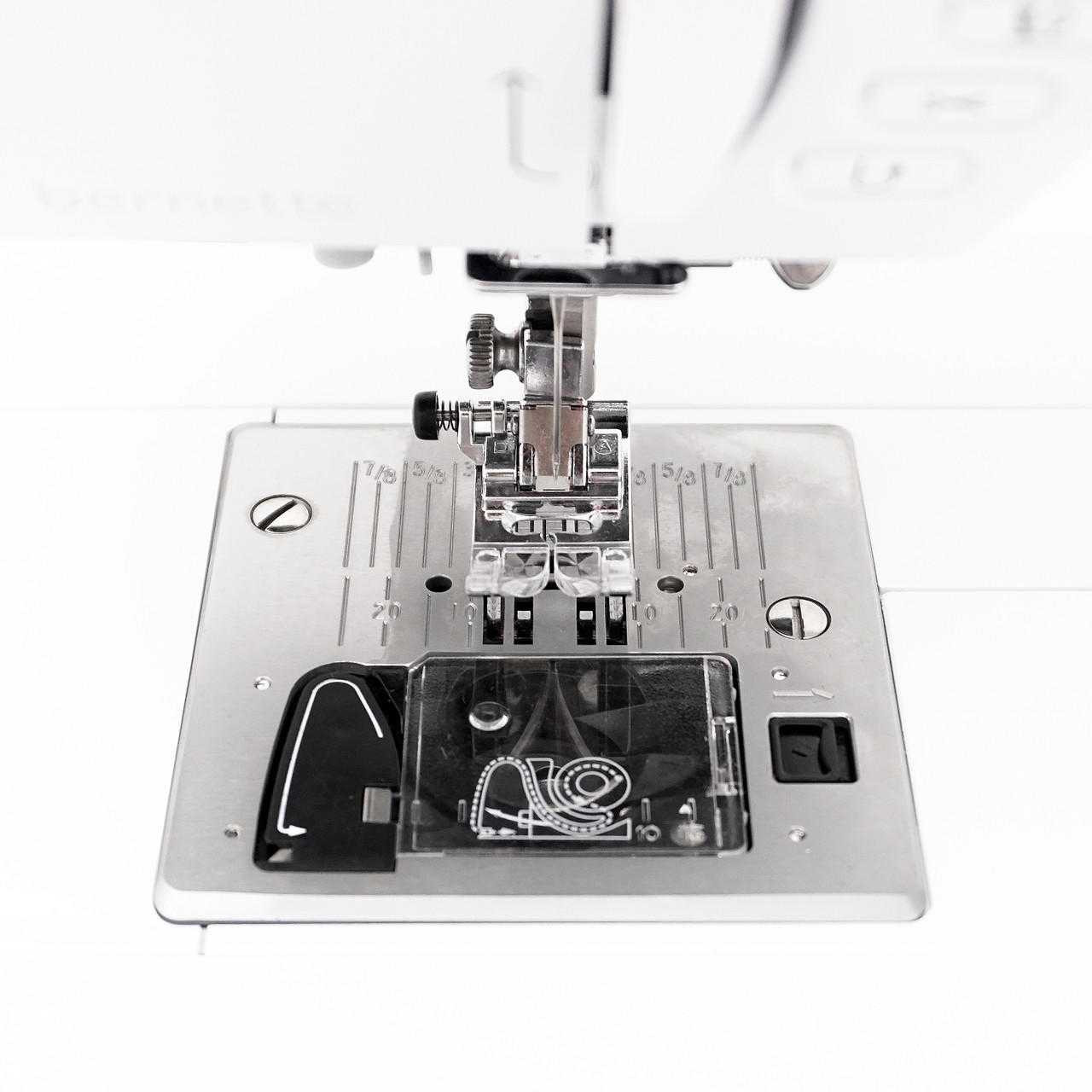 Bernette B79 Deco Sewing Embroidery Machine
