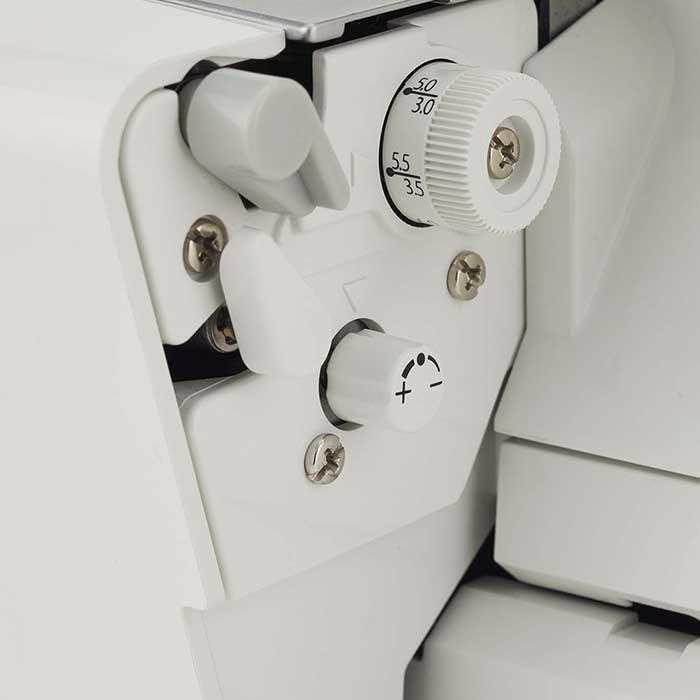 Juki MO-2800 Jet Air Thread Serger Machine