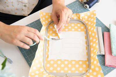 Double Curved Applique - Individual Scissors from KimberBell Designs