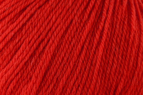 Universal Yarn Deluxe Worsted Superwash Wool - #736 Christmas Red | Buy ...