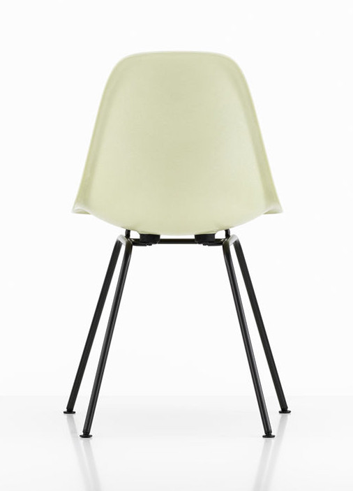 Vitra Eames Plastic Armchair RAR Rocking Chair