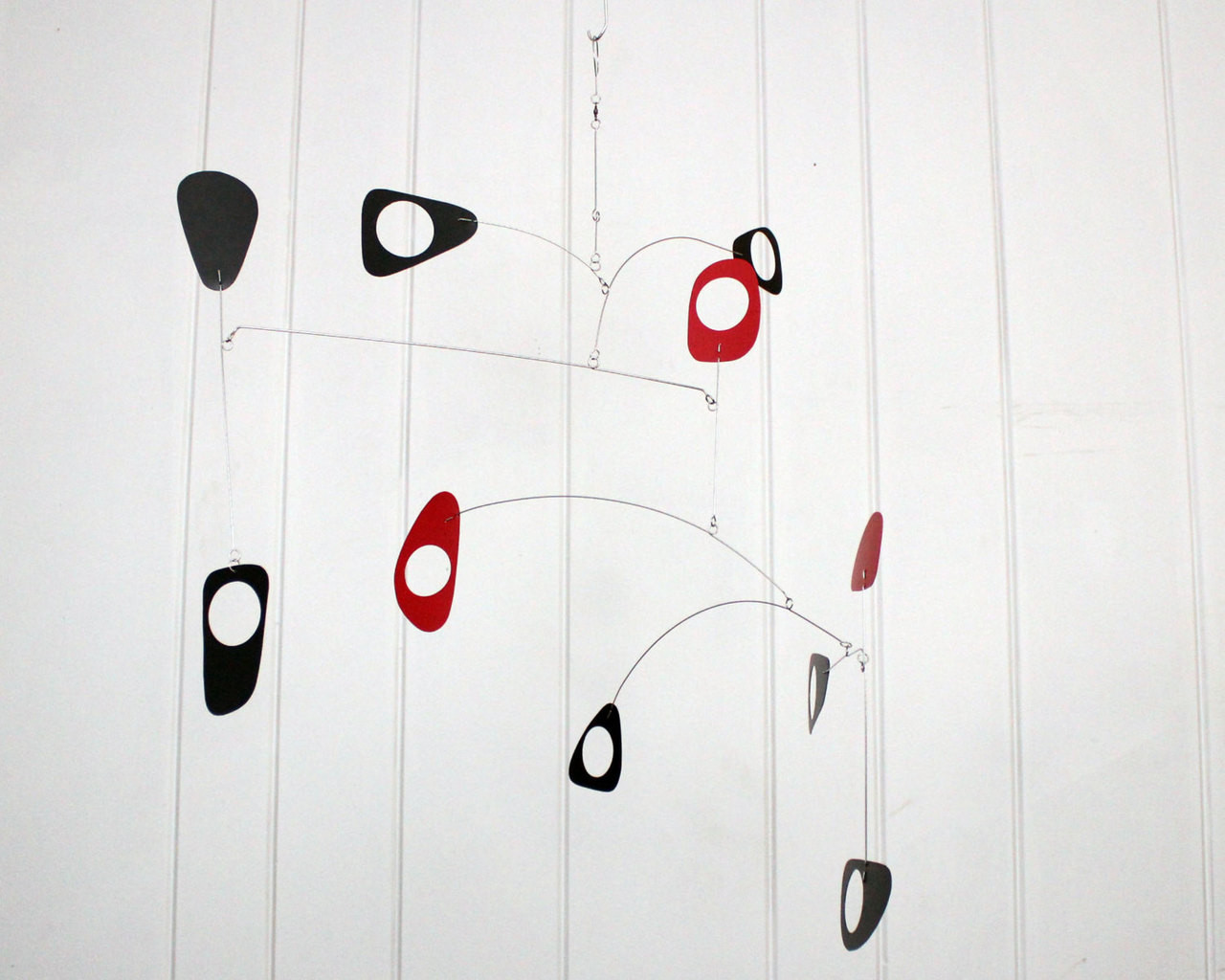 Modern mobiles inspired by Alexander Calder | Hanging Mobile Gallery