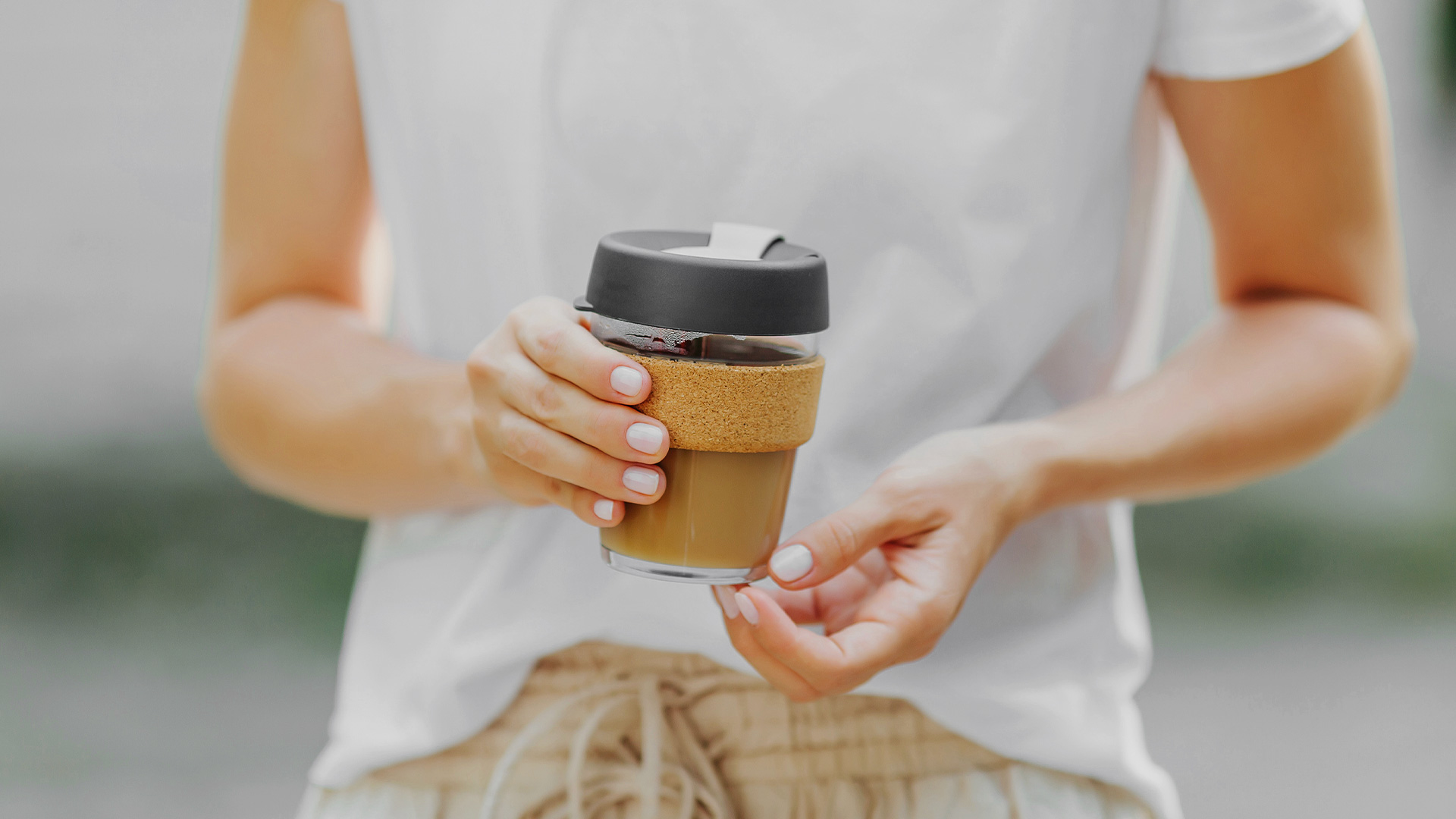 Ways to fight plastic pollution - FOOGO Green