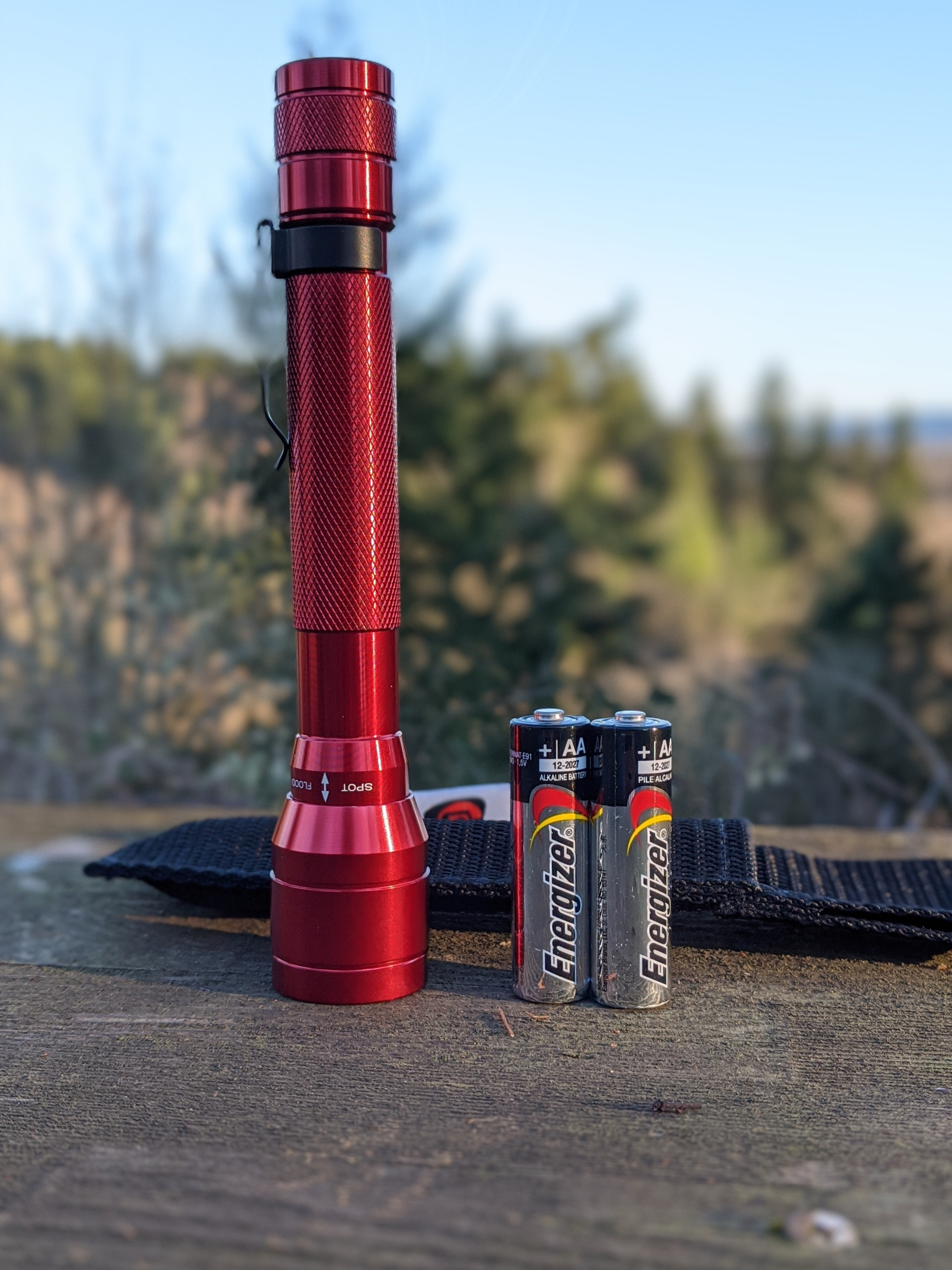 Streamlight JR. F-Stop: First look at this incredible little flashlight ...
