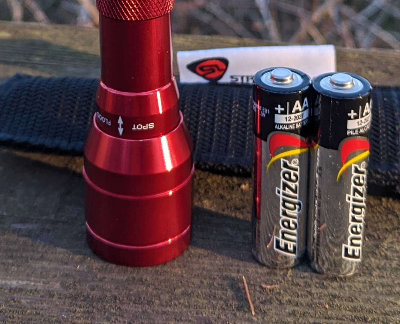 Streamlight JR. F-Stop: First look at this incredible little flashlight ...
