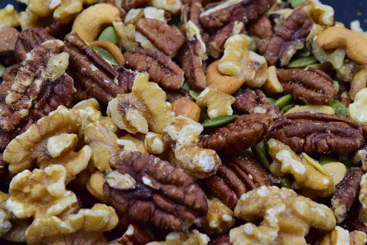 Mixed Nuts By # - Parrots N Stuff