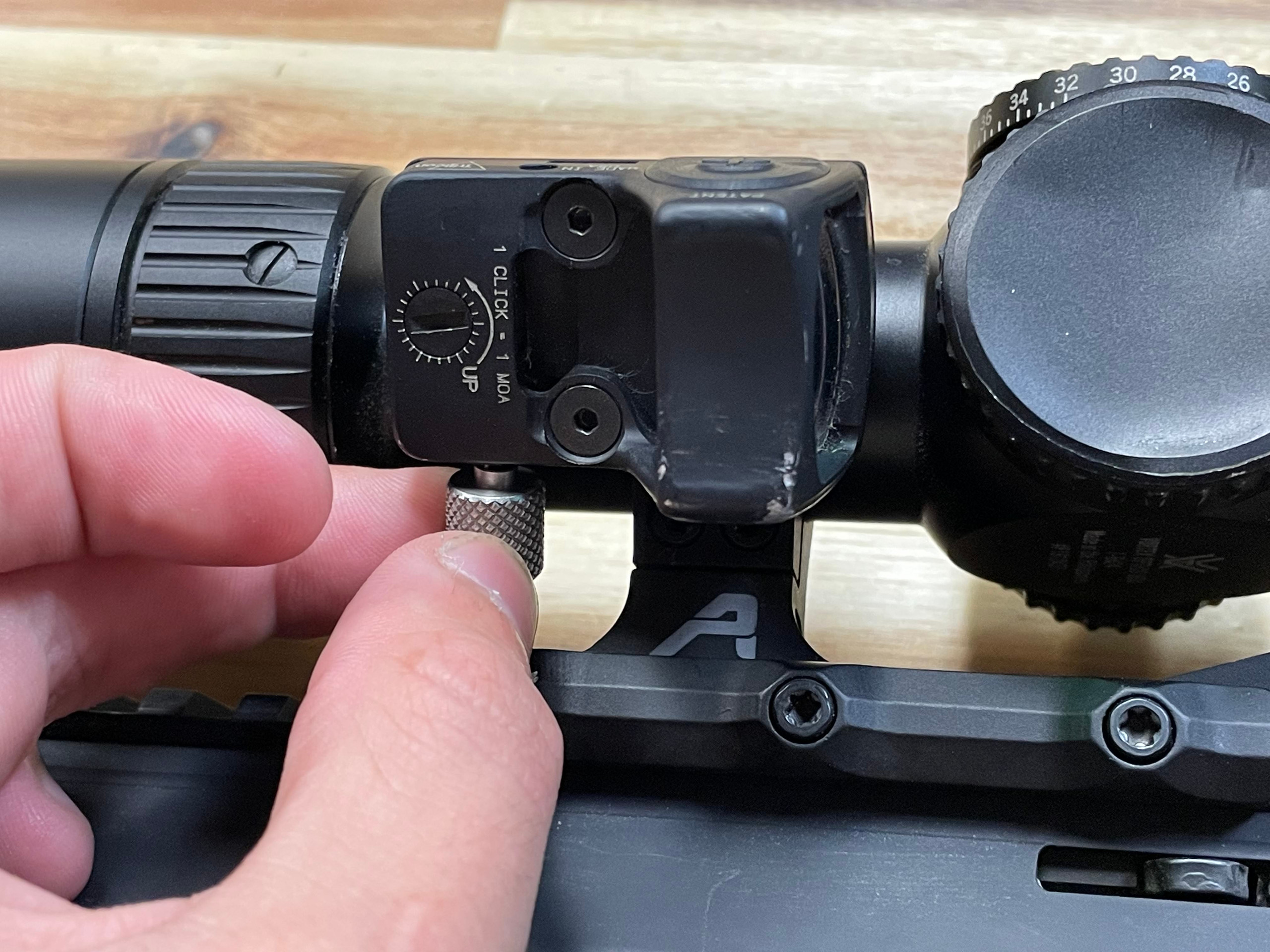 Micro adjustment knob