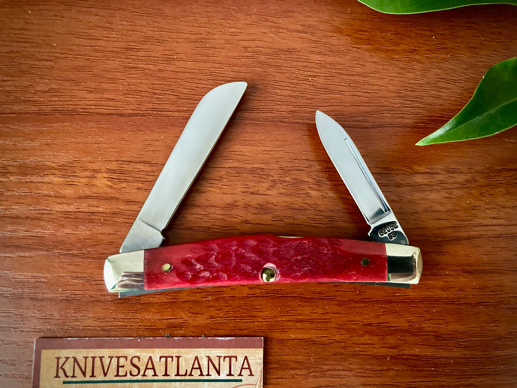 Case XX Red Jigged Bone Congress Folding Pocket Knife Tin ~ Vintage 1996