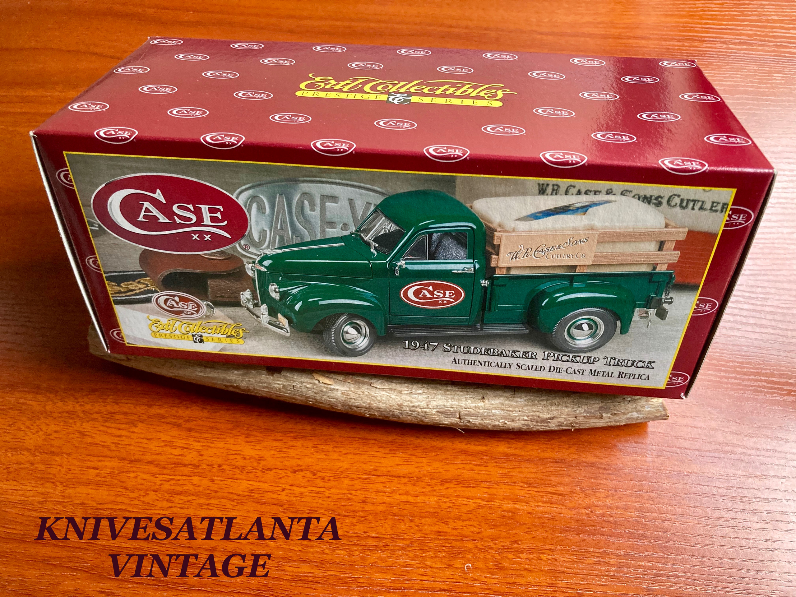 CASE ~ ERTL (1999) 5TH EDITION 1947 STUDEBAKER PICK-UP TRUCK ~ NAVY ...