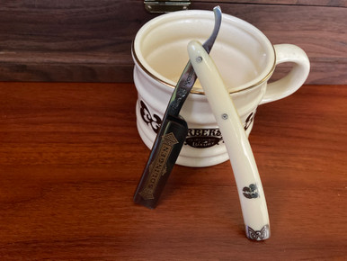 Fight'n Rooster straight razor ~ Wednesday