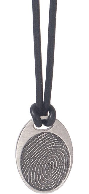 Classic Oval Noble Bronze Pendants | Thumbies
