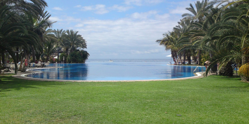 Pool Planet, équipements pour piscine intelligente