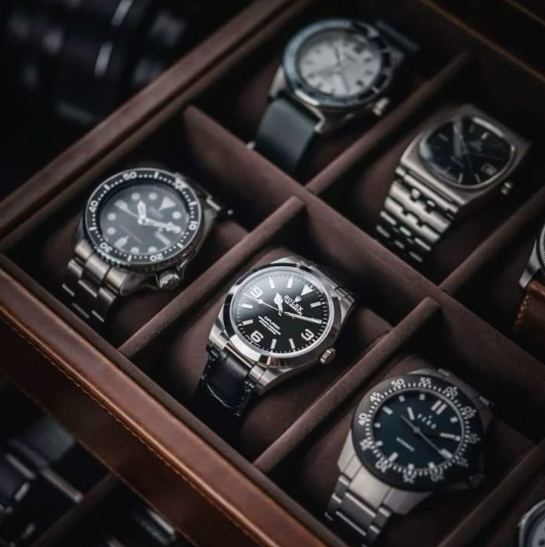 Top 10 Luxury Watch Brands Worth Buying - Luxury Of Watches