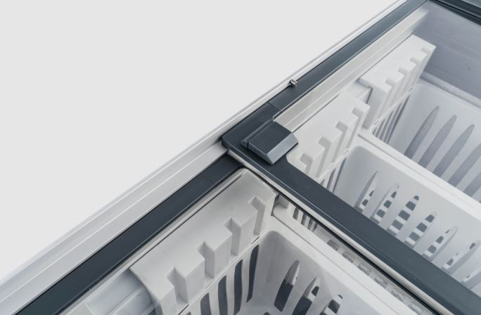 Thermaster 256L Chest Freezer with Flat Glass Sliding Lids - WD256G