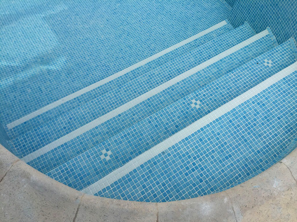 Islamorada Laguna Blue 1x1 Pool Grade Tile