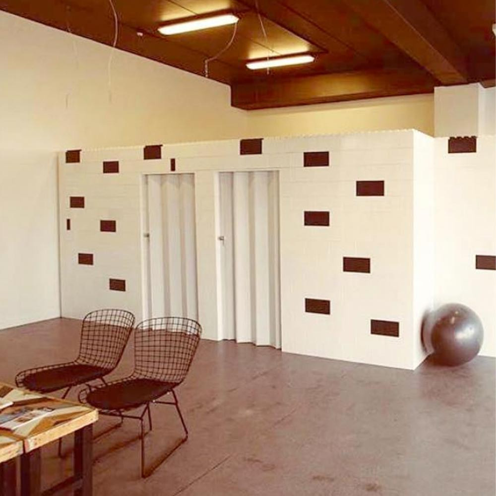 EverBlock® Wall Kit, T-Shaped with Doors | Versare Solutions, LLC