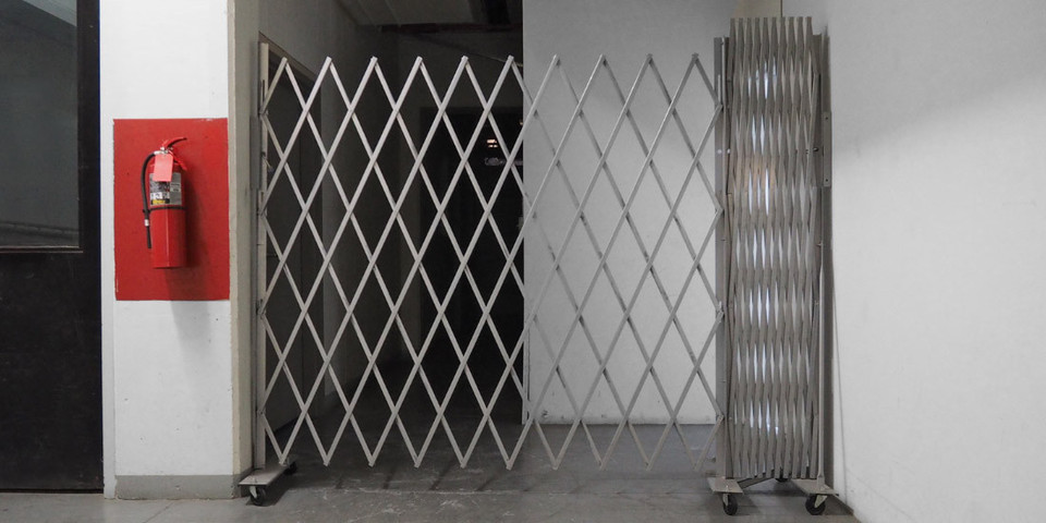 Lock-N-Block Collapsible Security Gate | Versare Solutions, LLC