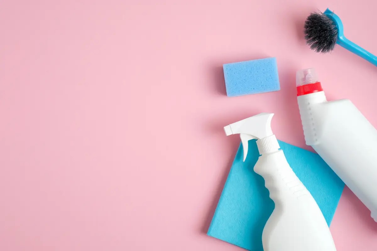 How to Clean and Disinfect Your Versare Partitions - Versare Solutions LLC