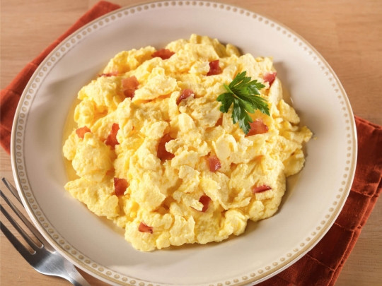 MOUNTAIN HOUSE PRECOOKED EGGS WITH BACON CL