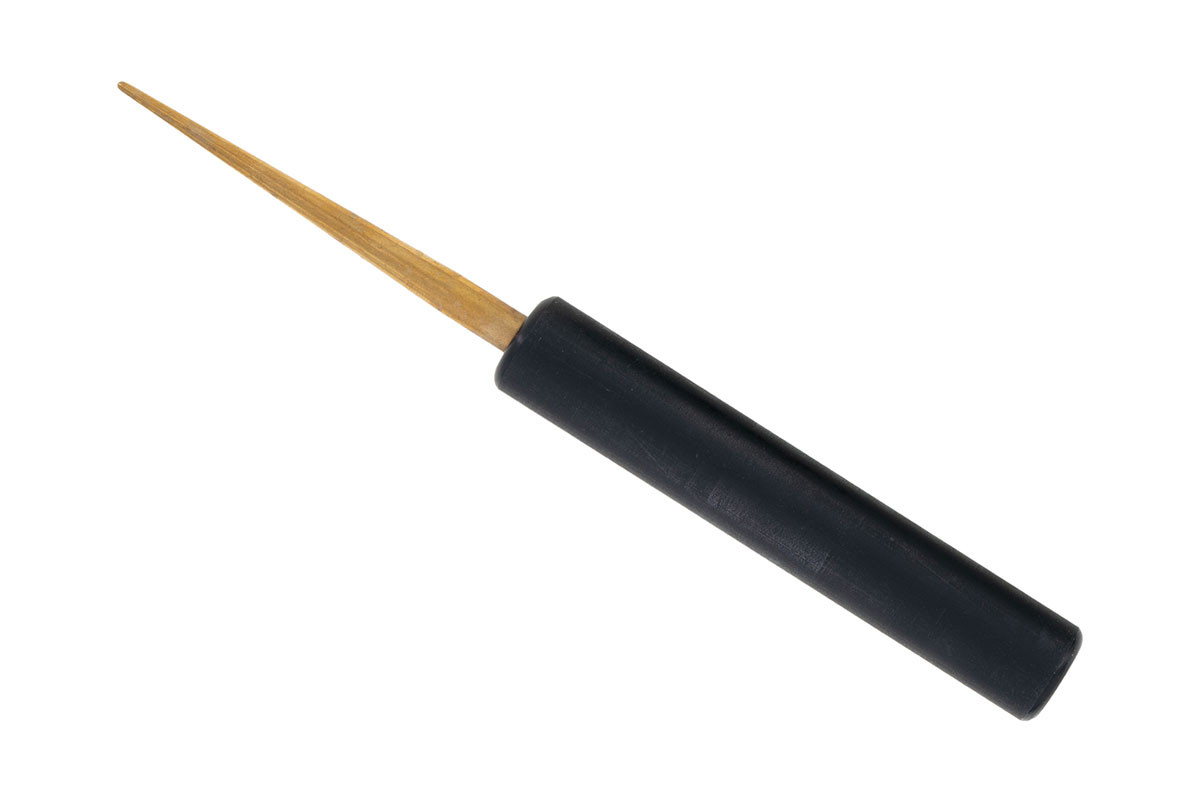 Pisoni Plastic Bassoon Arrow Plaque