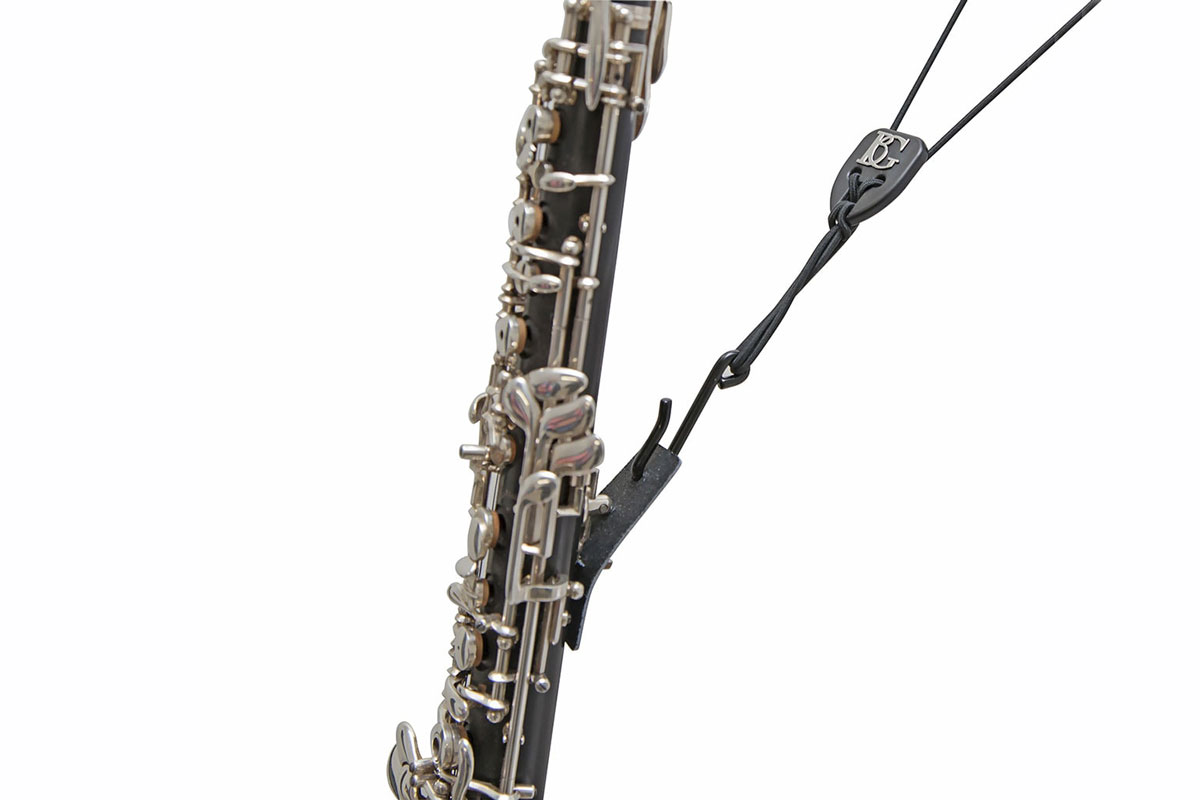 oboe player neck