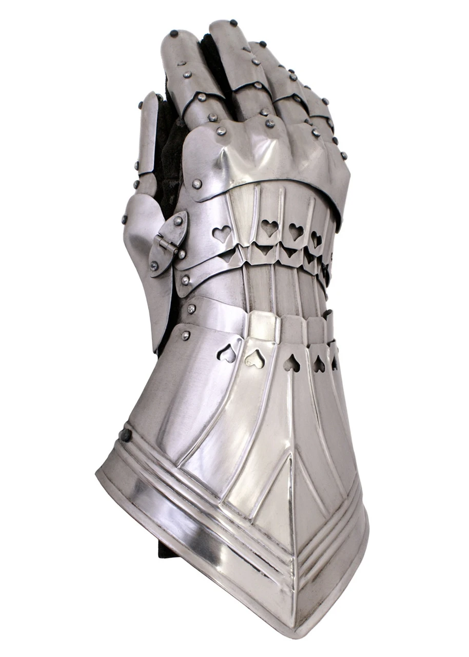 Steel Gothic Gauntlets articulated pair of gauntlets.