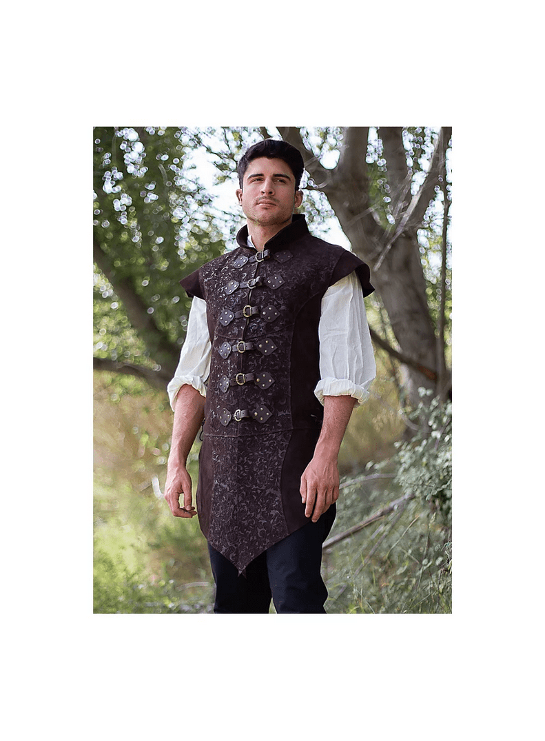 The leather doublet Yalon also cuts a fine figure at court with its ...