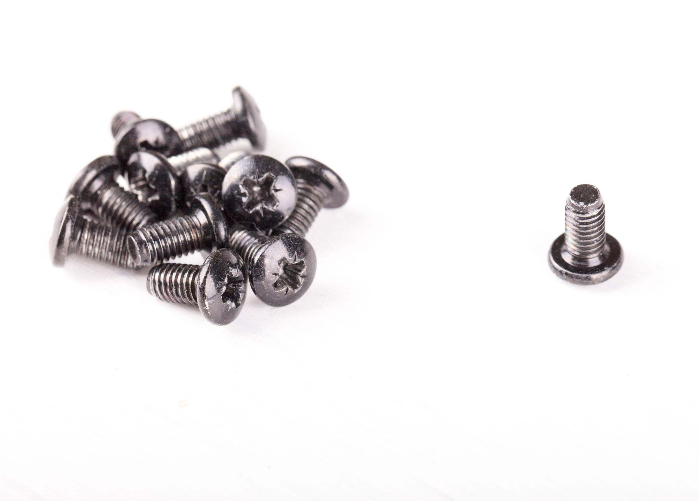 Pilot Point Rack Screws: Getting Extra Support for Your Rack Mount ...