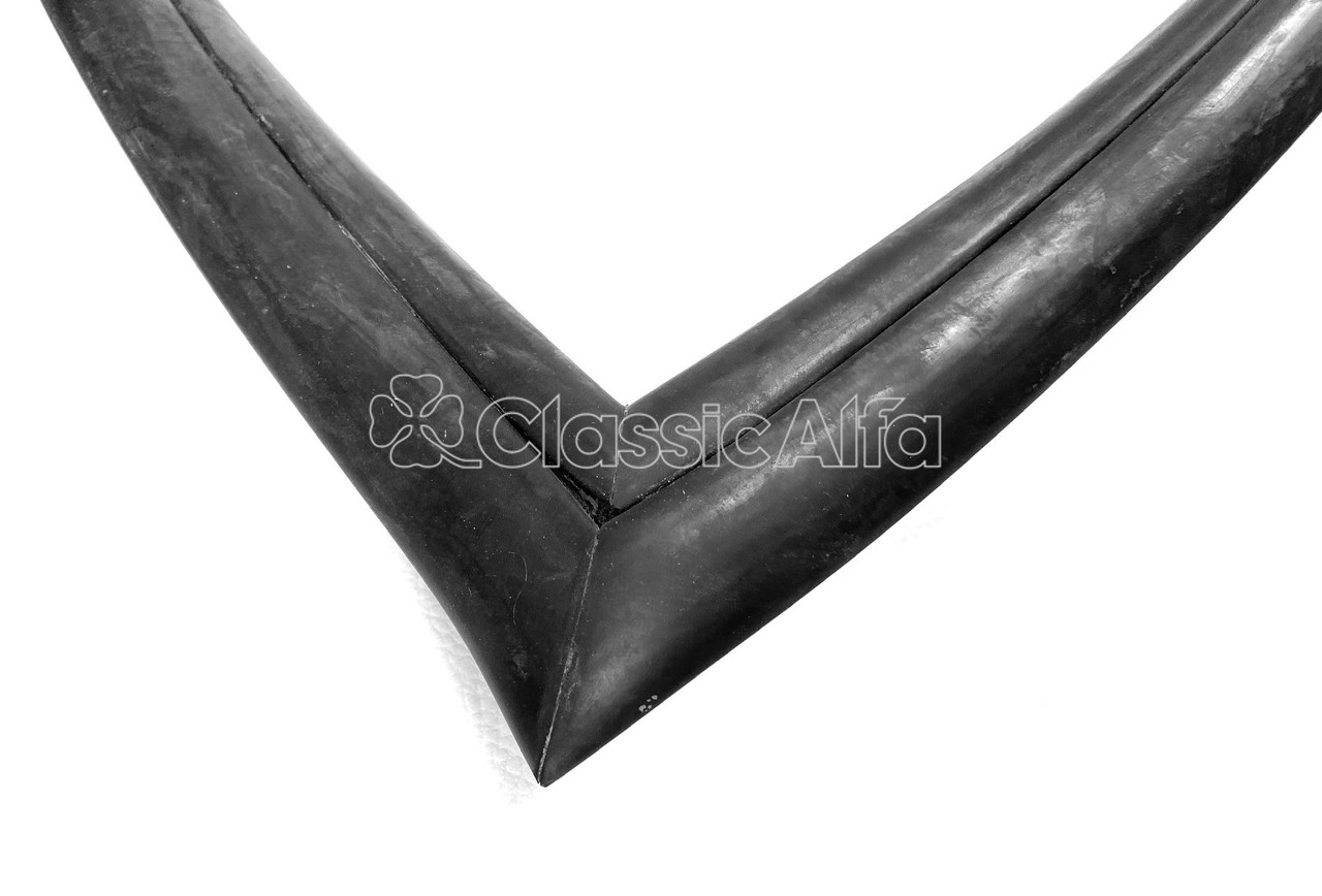750-421 HARDTOP PLEXIGLASS REAR SCREEN SEAL - 750/101 SPIDER - Classic Alfa 750-421 HARDTOP PLEXIGLASS REAR SCREEN SEAL - 750/101 SPIDER - Classic Alfa