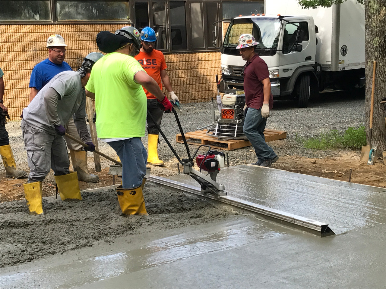 MBW 17810 10 ft Magnesium Screed Bar