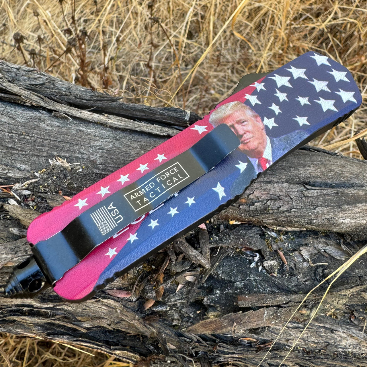TRUMP 2024 OTF POCKET KNIFE - MEGAKNIFE