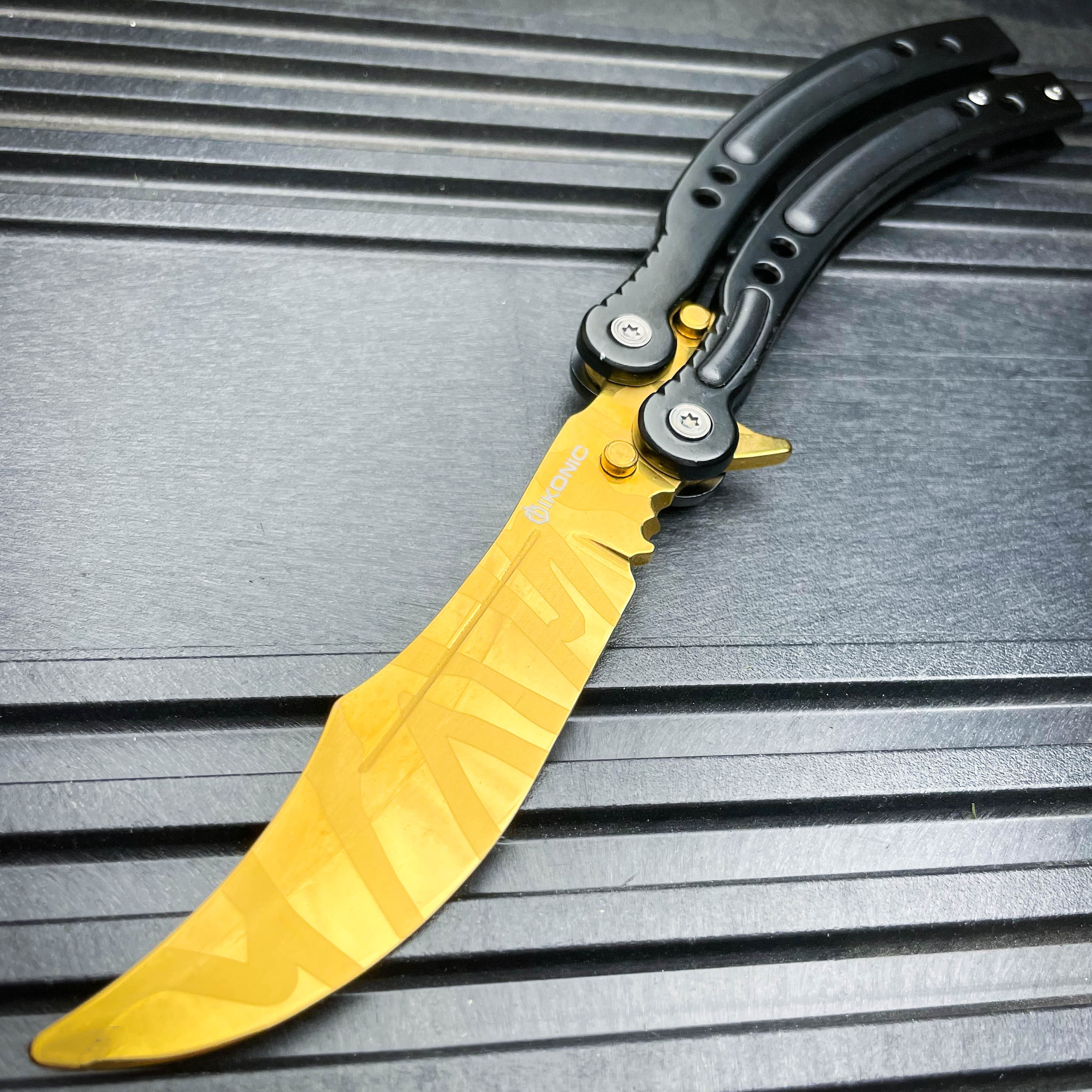 CSGO BALISONG BUTTERFLY KNIFE RAINBOW SPECTRUM TRAINER - MEGAKNIFE