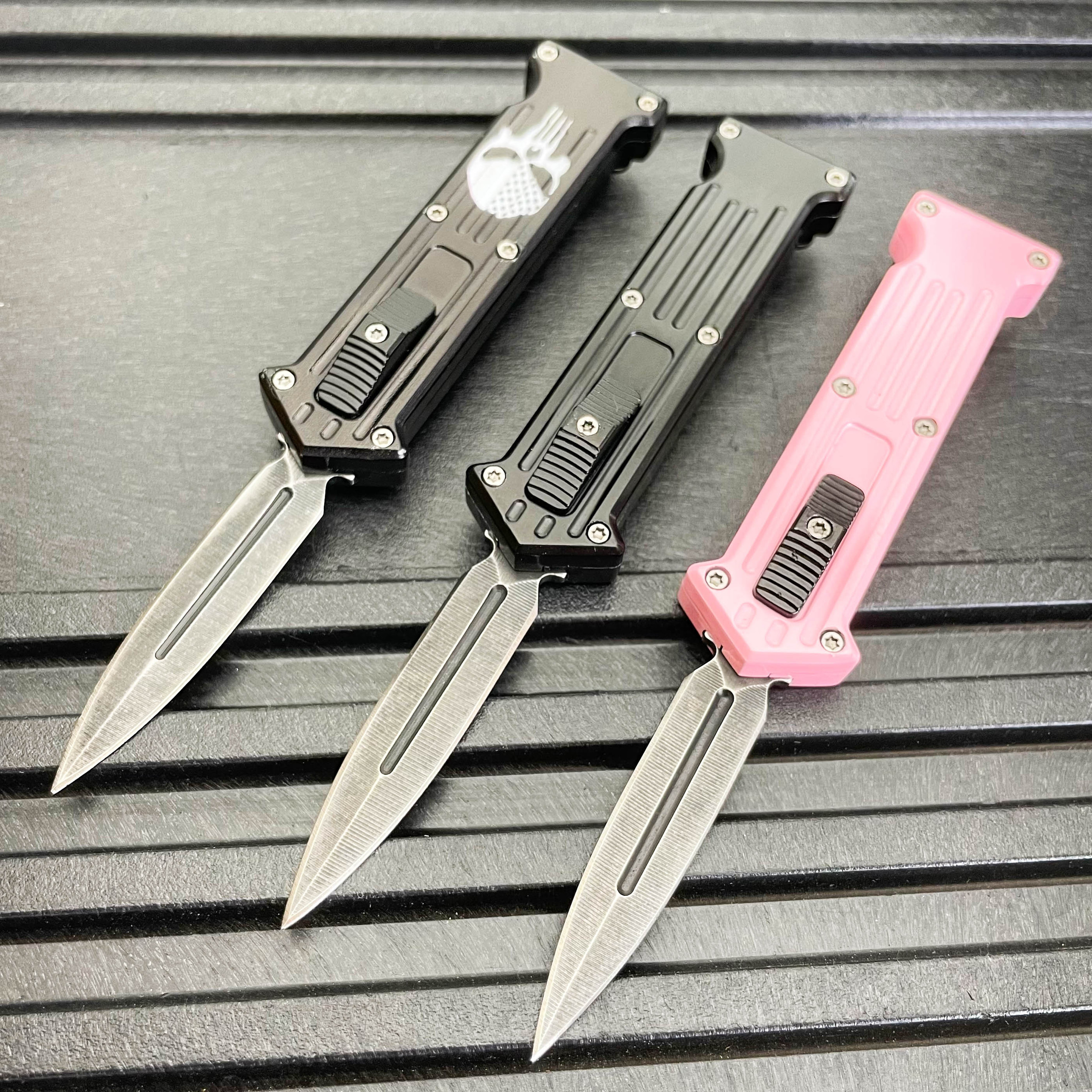 The Wicked Mini OTF - MEGAKNIFE