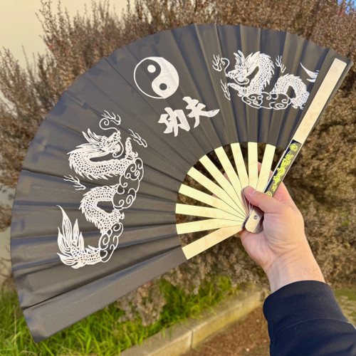 Martial Arts Training Equipment - Kung Fu Fighting Fan - MEGAKNIFE