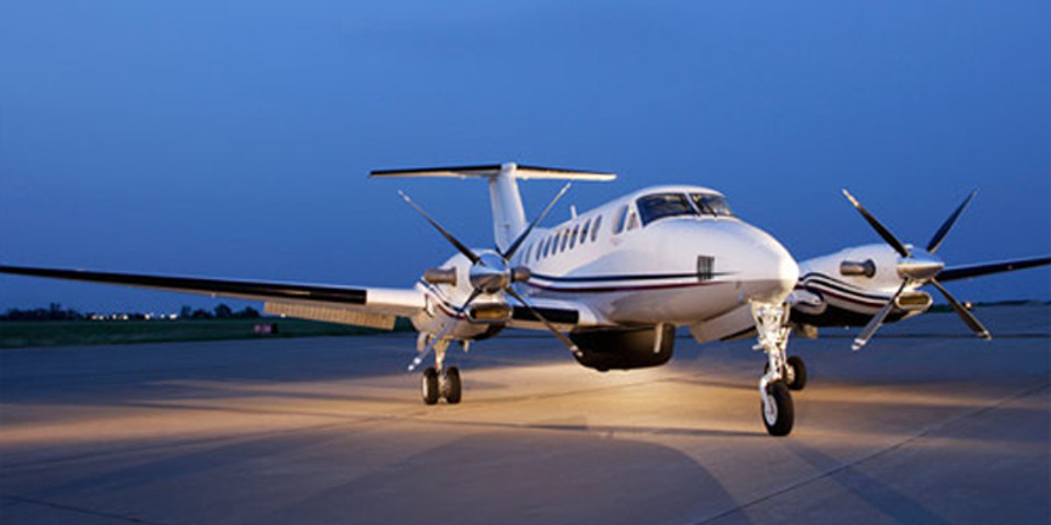 Commuter Air Technology Reintroduces the Popular Light Weight Seat ...