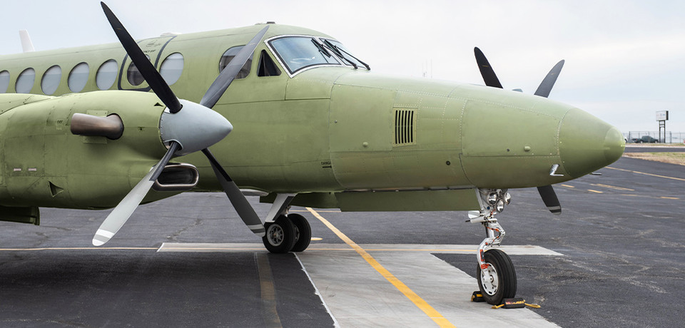 Textron Aviation Launches Utility Nose Mod for Beechcraft King Air 350 ...