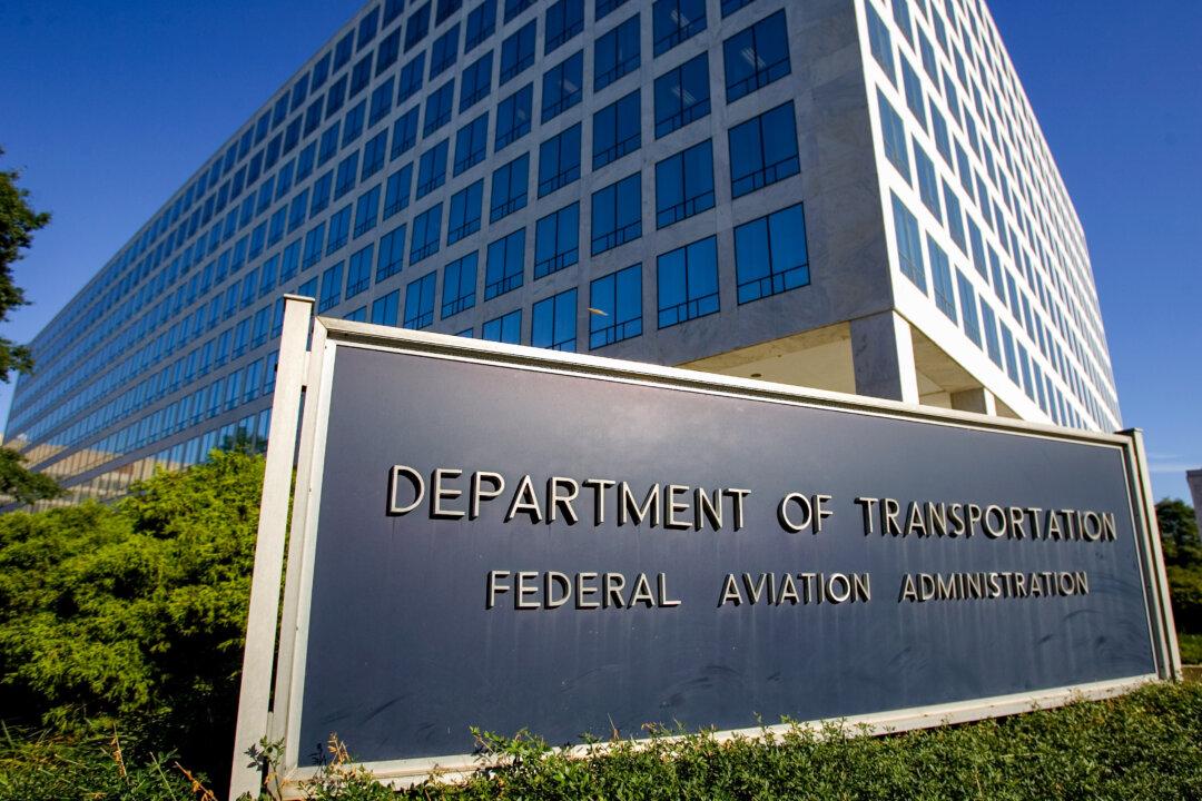 FAA Faces Workforce Shake-Up as Over 1,200 Employees Depart ...